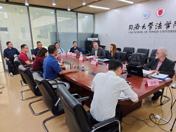 Dialogue on artificial intelligence and labour law